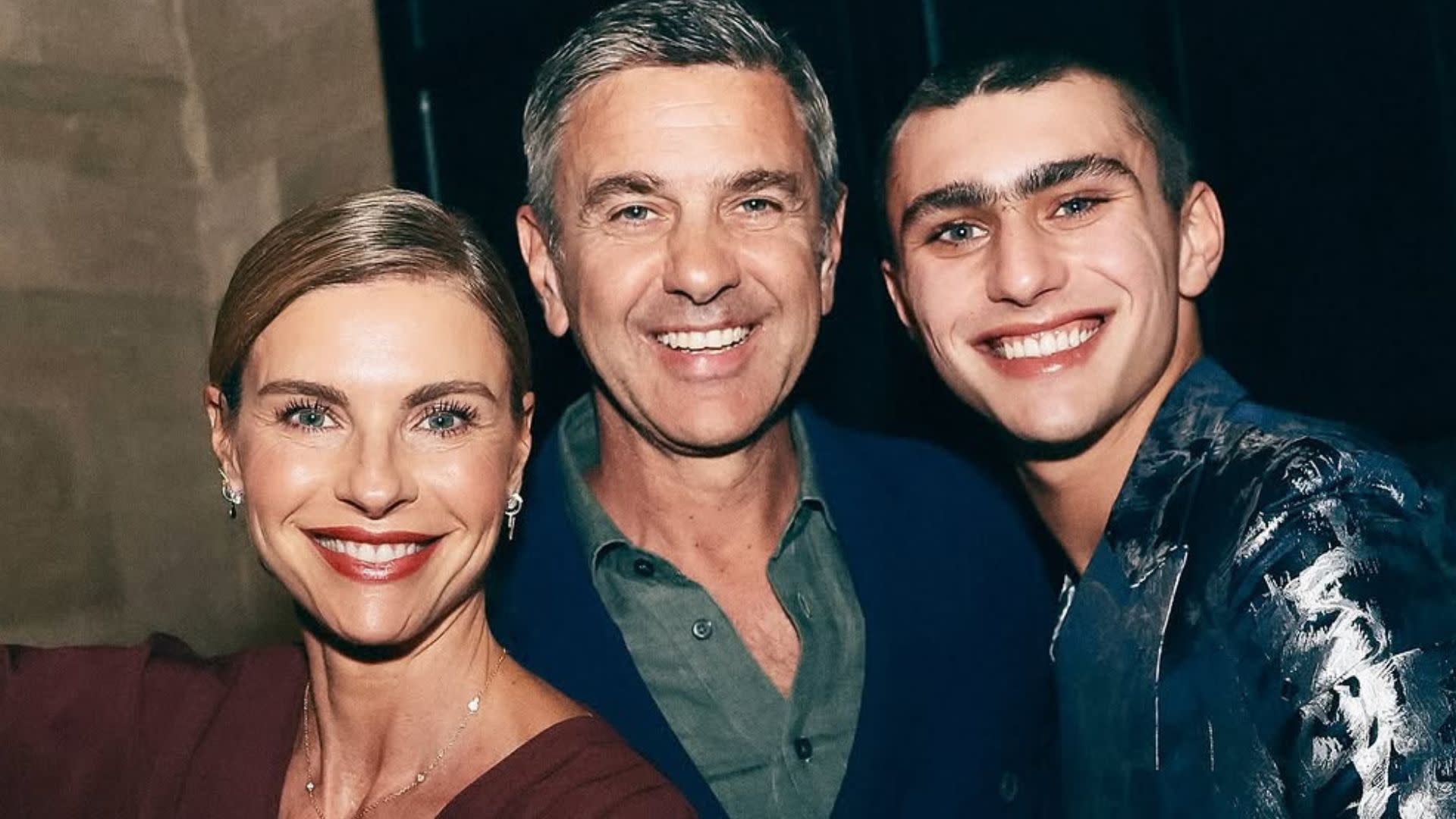 Martina Colombari, lo scatto con Billy Costacurta e il figlio Achille ...