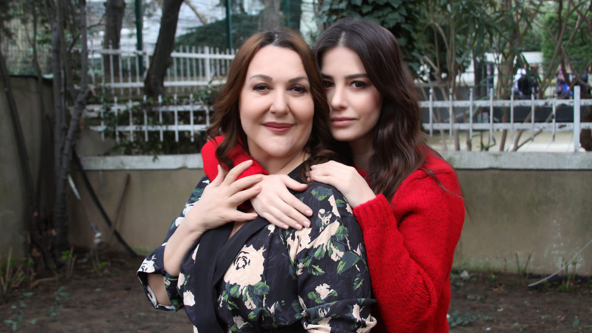 Annem film turco stasera su Canale 5 e streaming: trama e cast ...