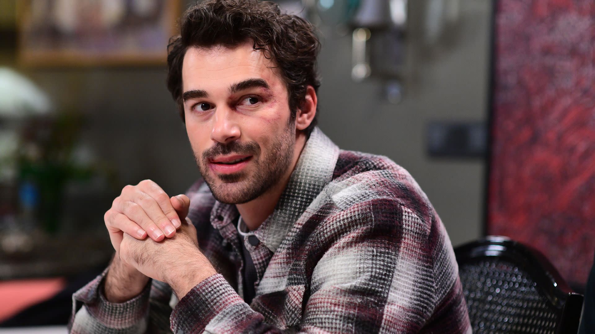 Tradimento, anticipazioni 18 febbraio: Oylum va da Ozan | Mediaset Infinity