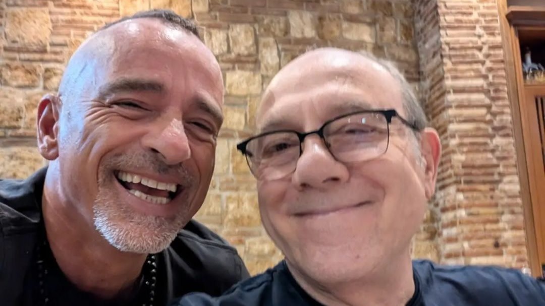 La reunion tra Carlo Verdone ed Eros Ramazzotti: "Caro amico, ti voglio ...