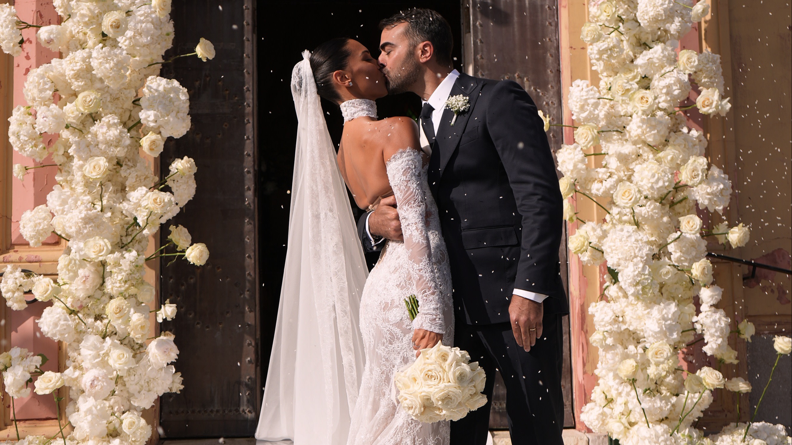 Gianmaria Antinolfi e Federica Calemme si sono sposati: foto e video del matrimonio | Mediaset ...