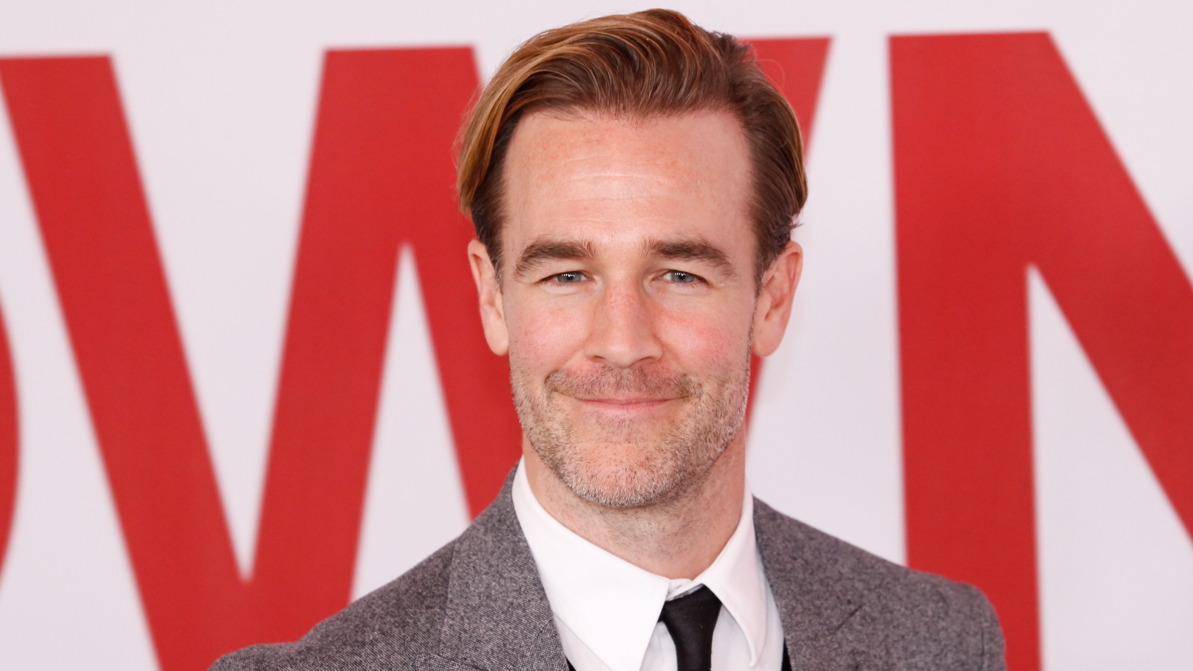 James Van Der Beek ha il cancro: "Ho ricevuto la diagnosi di tumore al colon retto" | Mediaset ...