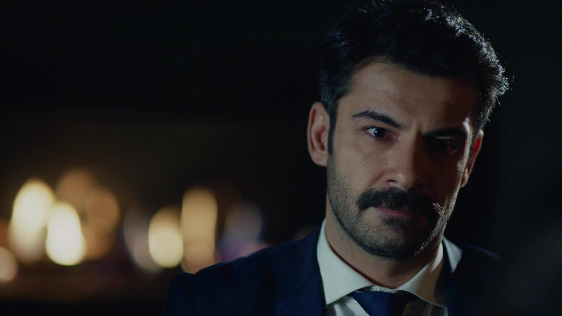 Endless Love, anticipazioni 25 ottobre: il piano di Asu | Mediaset Infinity