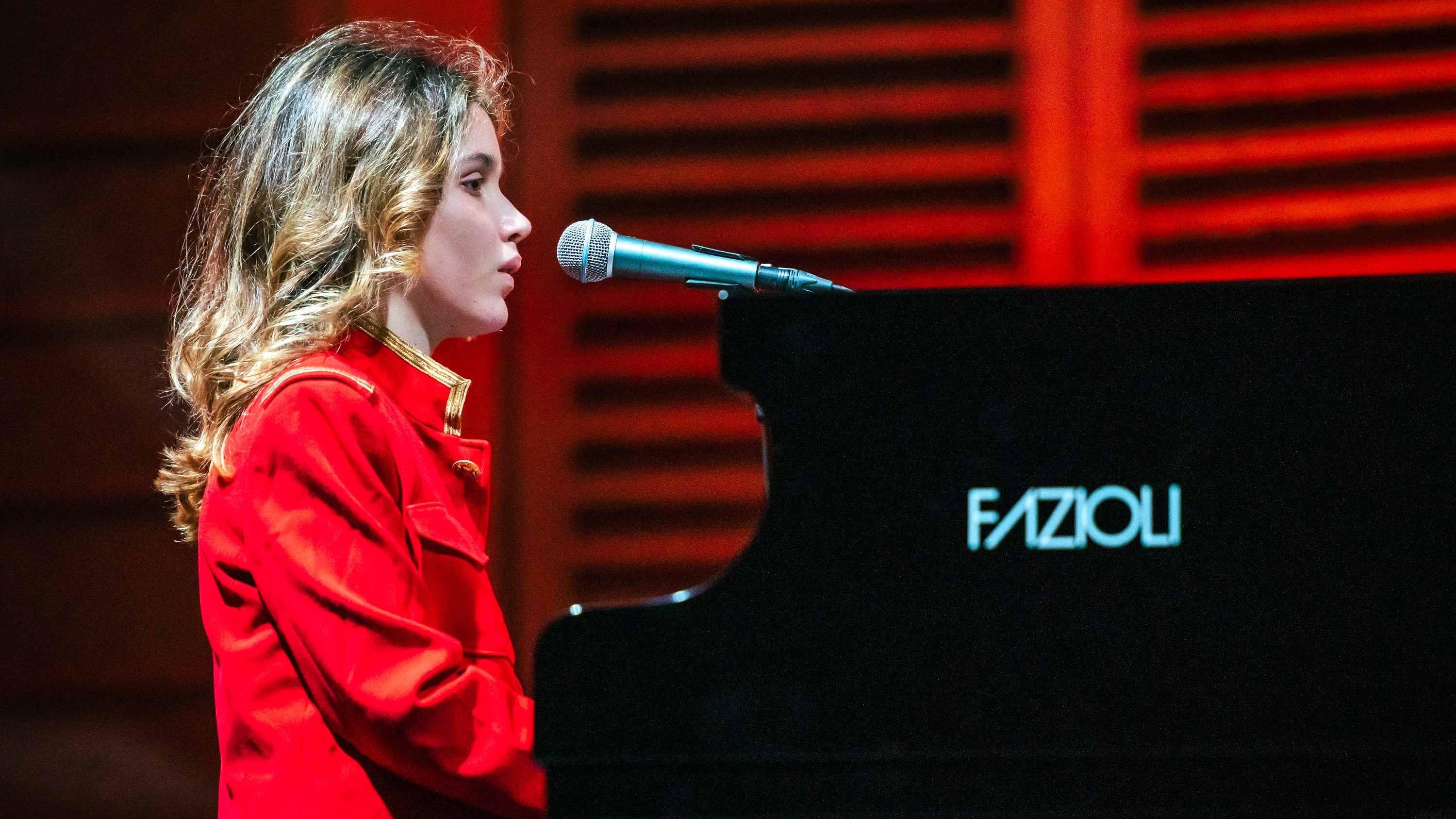 Frida Bollani Magoni ospite a Verissimo | Mediaset Infinity