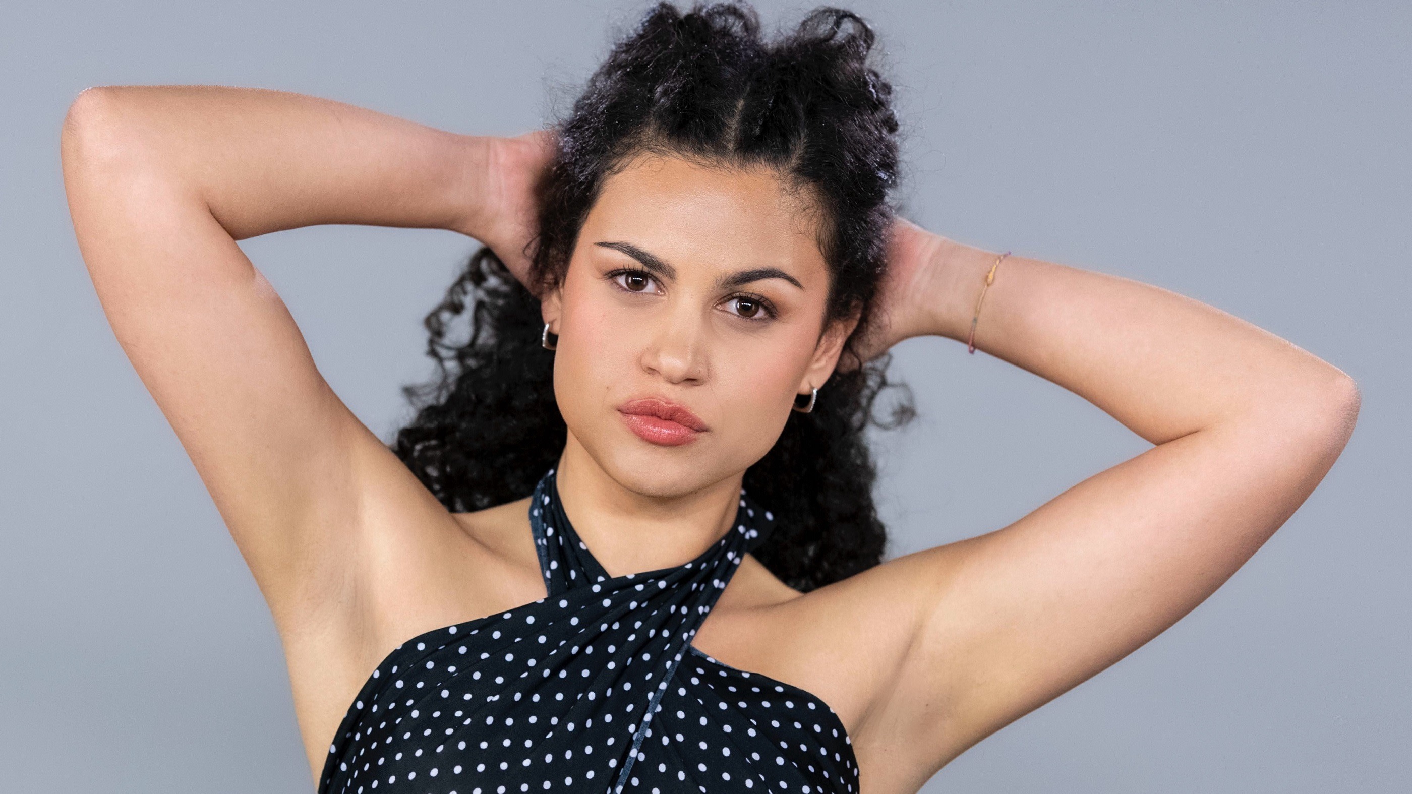 Chi è Martina Giovannini, la storia della cantante di Amici | Mediaset ...