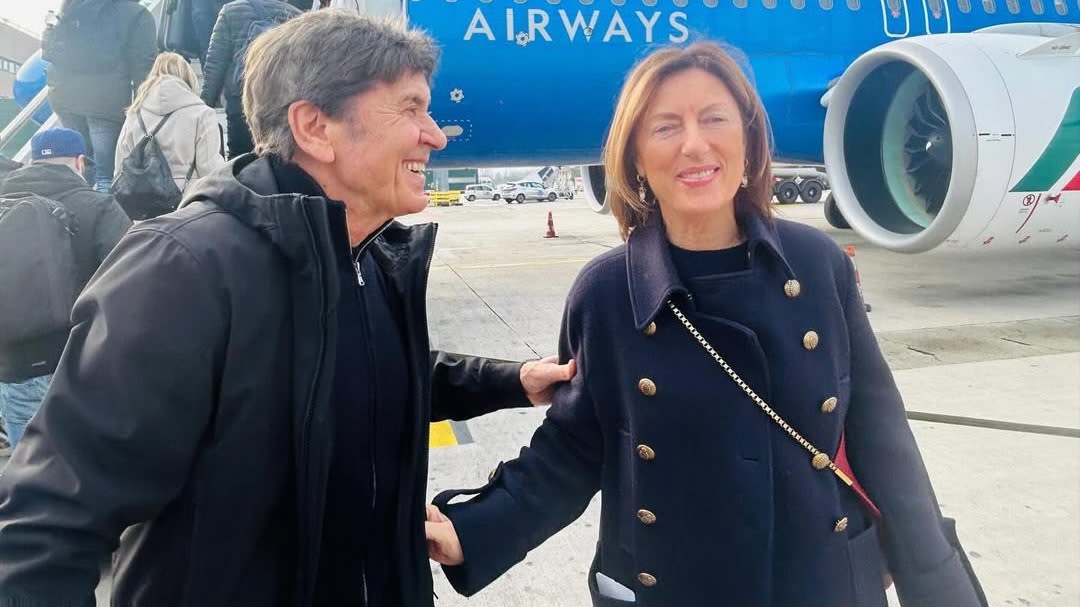 Gianni Morandi compie 80 anni e festeggia in Portogallo con la moglie ...