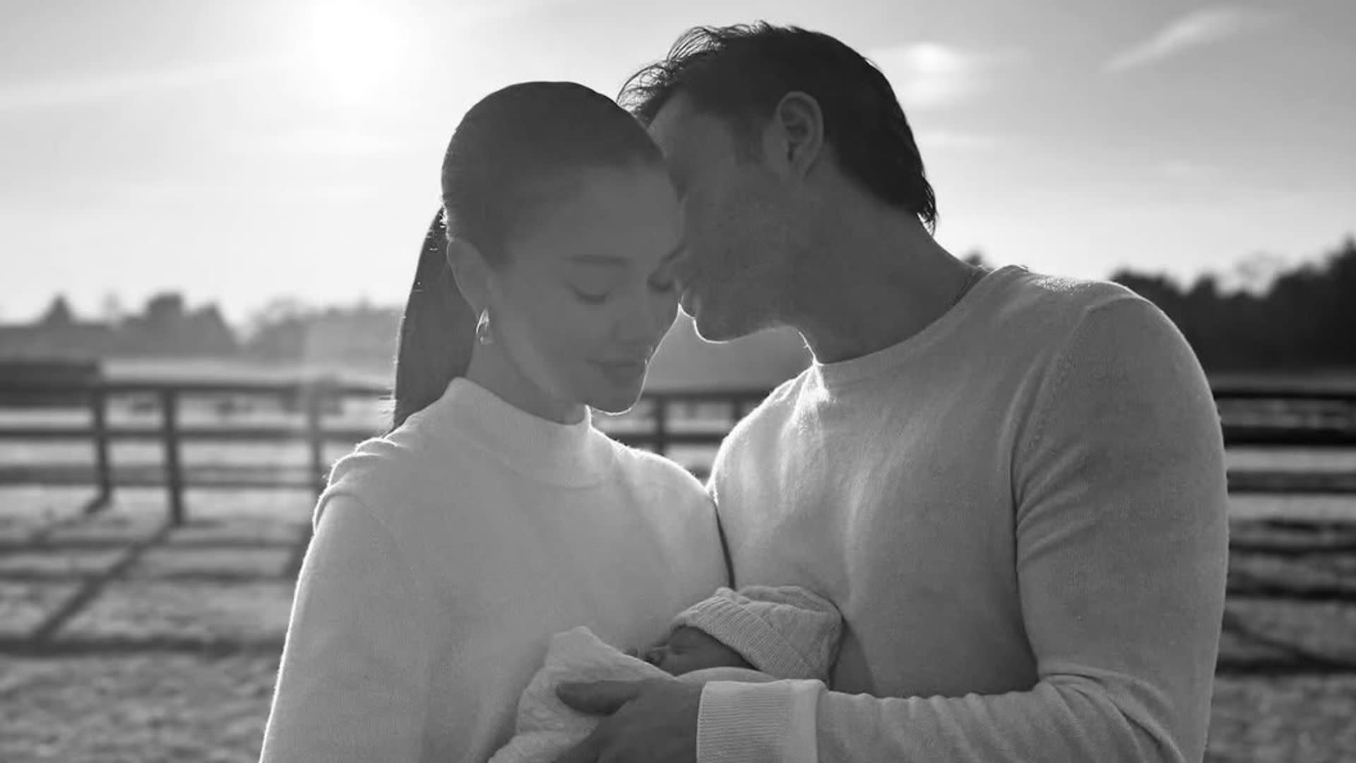 Ed Westwick e Amy Jackson sono diventati genitori di Oscar Alexander | Mediaset Infinity