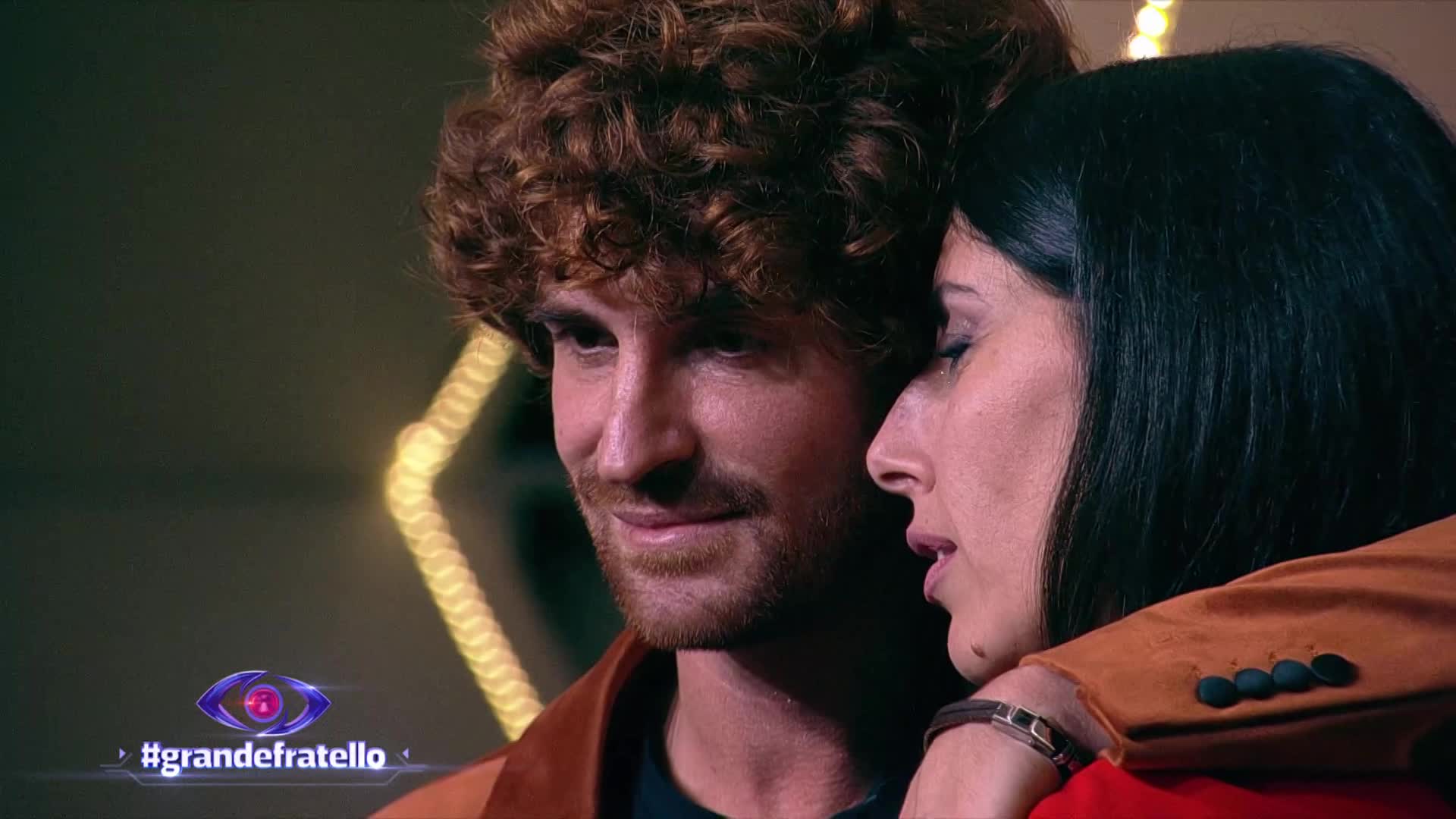 Grande Fratello, chi è l'eliminato del 14 ottobre: Michael Castorino ...