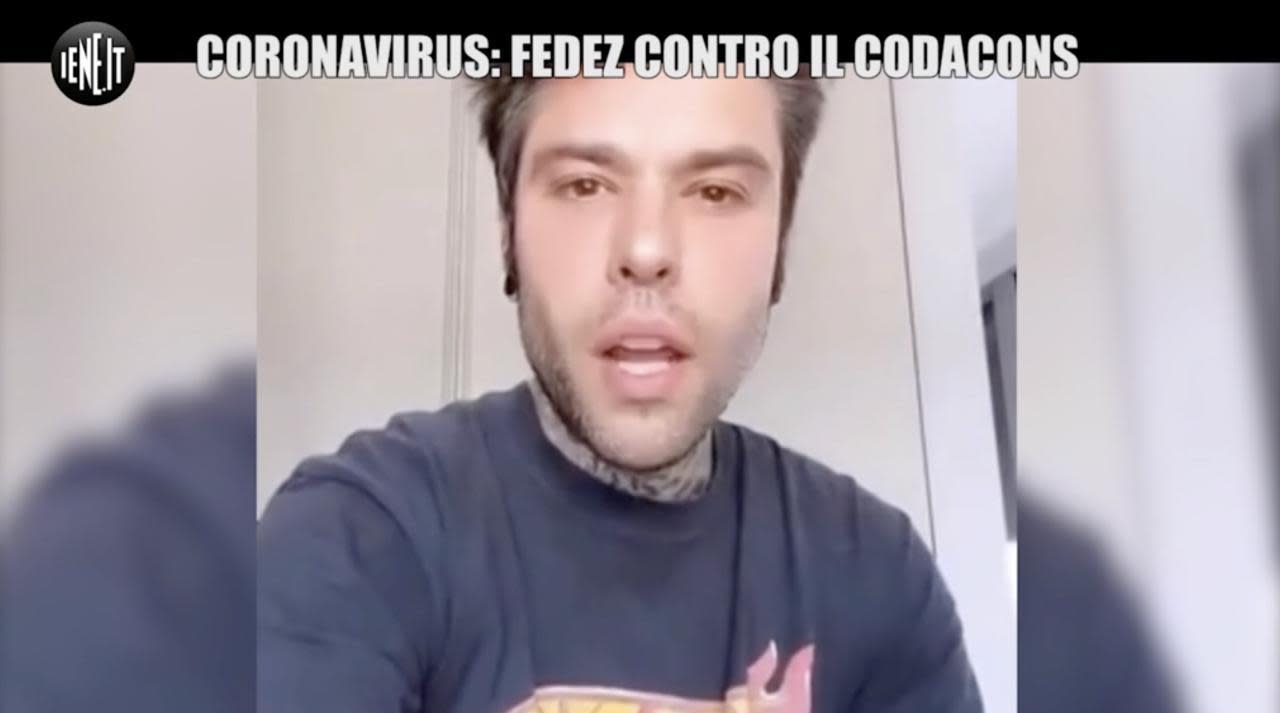 Il Codacons contro GoFundMe, Fedez: "Andate a fare in cu*o" | Mediaset ...