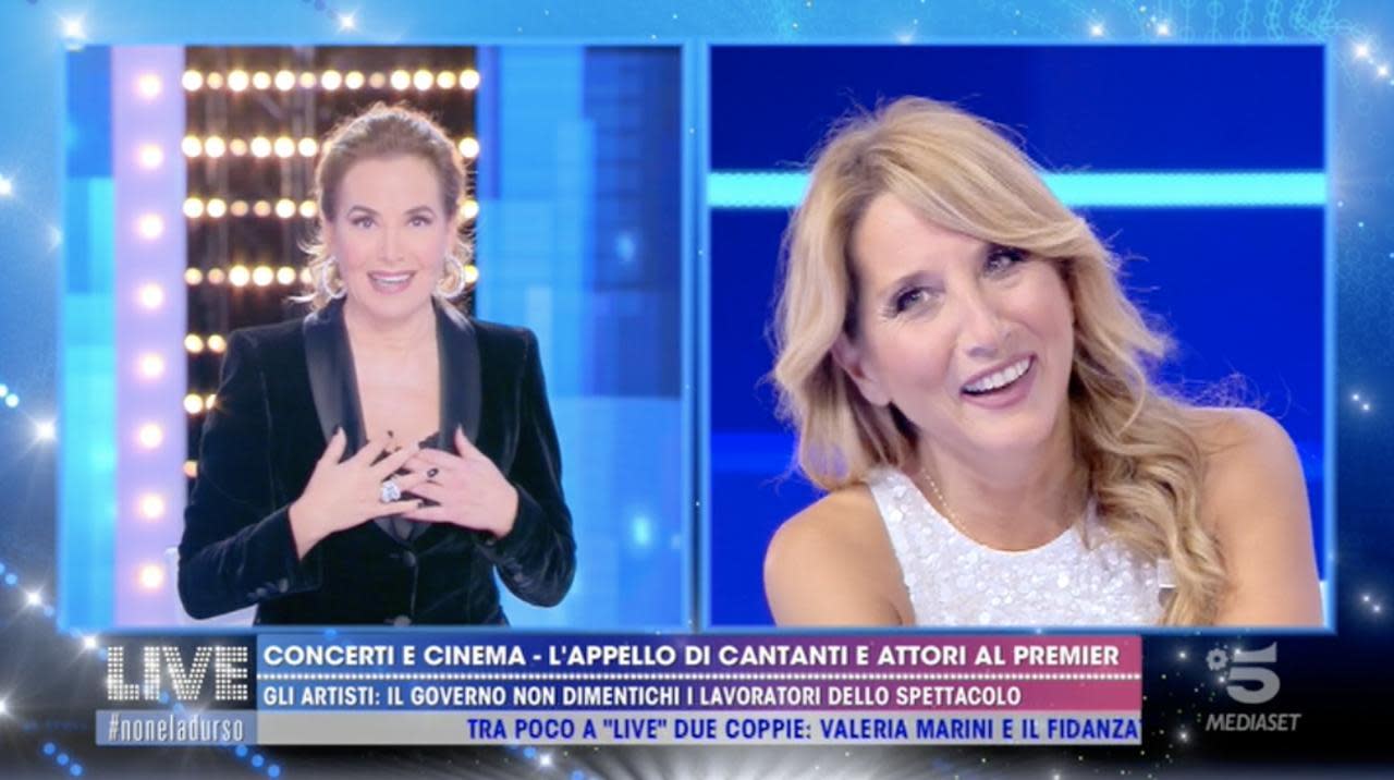 Barbara d'Urso nella chat di Jo Squillo con 150 artisti | Mediaset Infinity