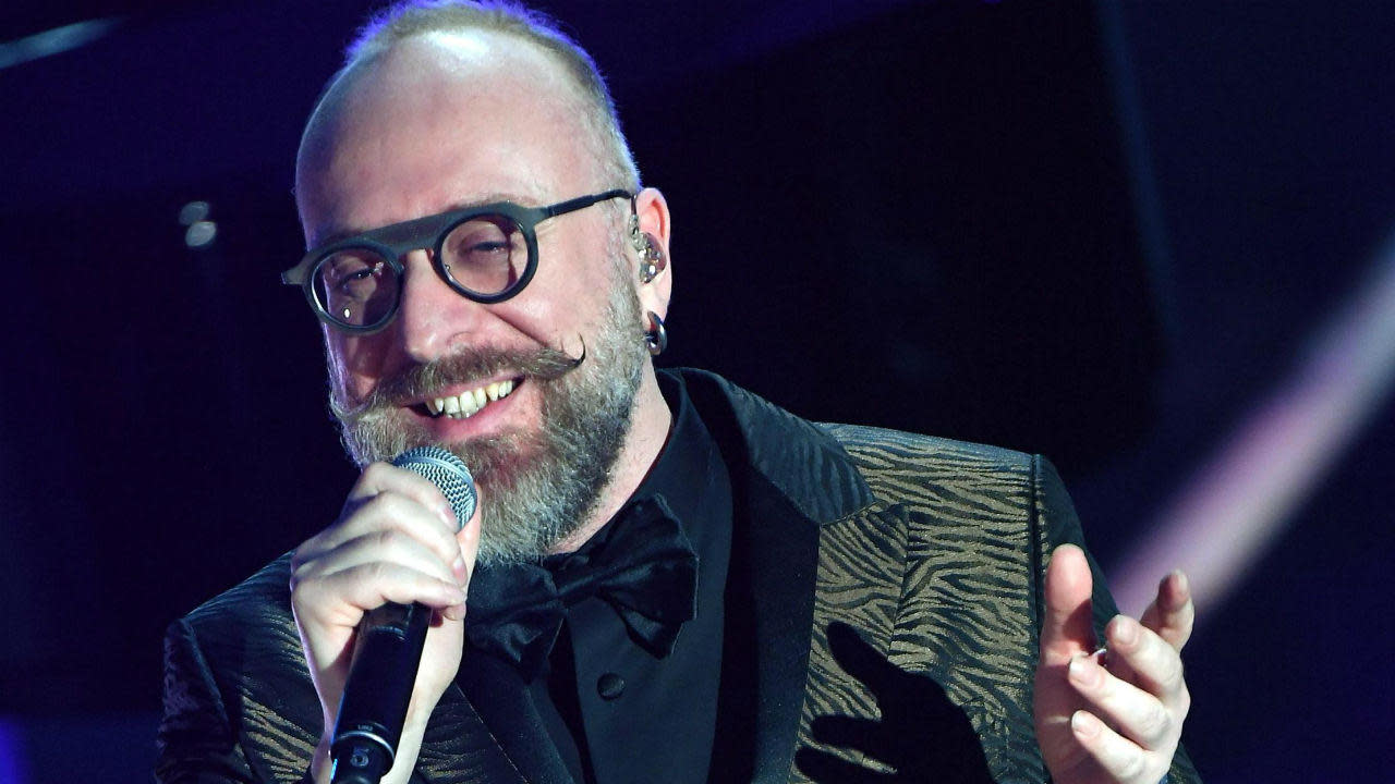 Mario Biondi papà dei record: in arrivo la nona figlia | Mediaset Infinity