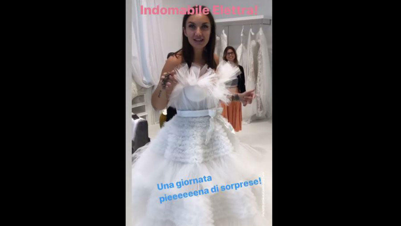 Elettra Lamborghini sposa: la prova dell'abito diventa virale | Mediaset Infinity