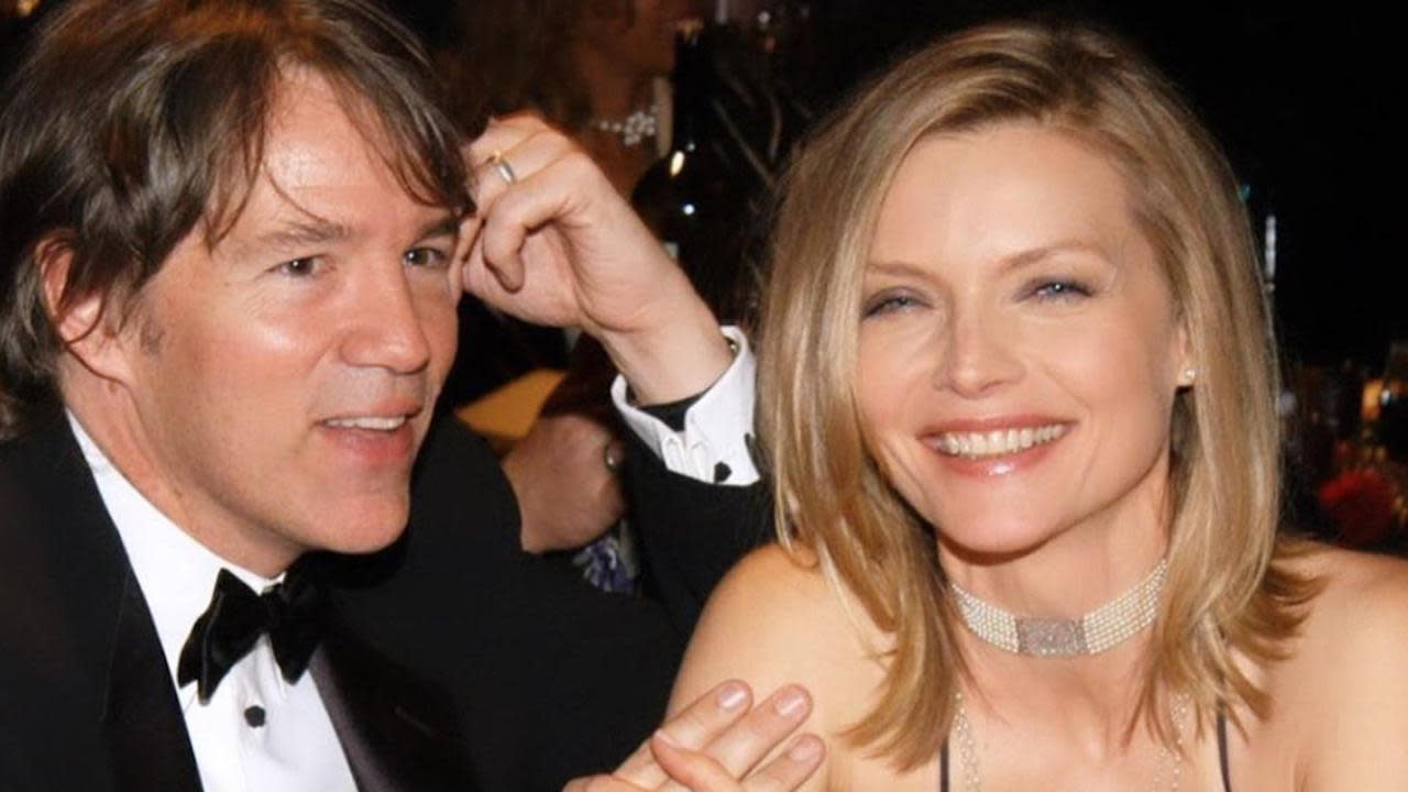 Michelle Pfeiffer festeggia 27 anni con David Kelley, "il mio unico e ...