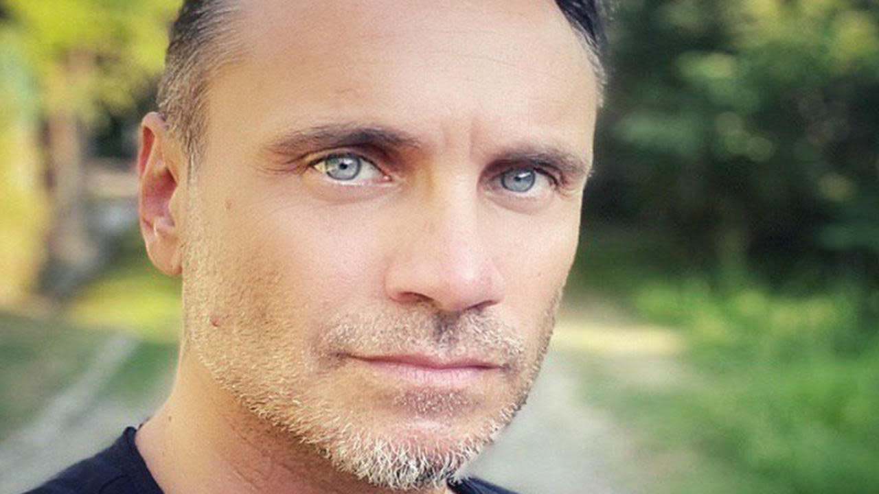 Nek, il disegno della figlia: "Bentornato papà" | Mediaset Infinity