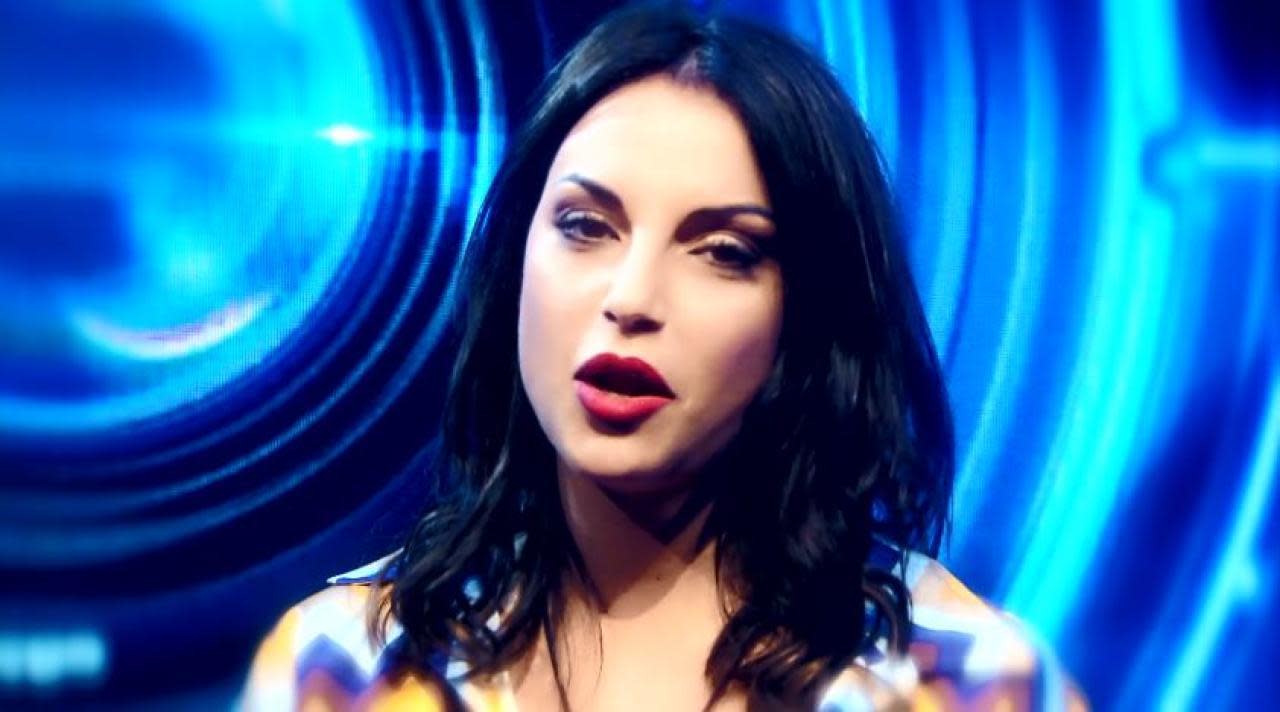 Grande Fratello: Francesca De André: “Mio padre Cristiano ha la coda di paglia” | Mediaset Infinity