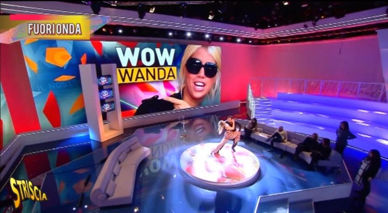 Wanda Nara cade ballando un tango | Mediaset Infinity