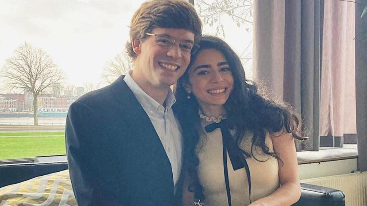 Il principe Alexander sposerà Hande Macit | Mediaset Infinity