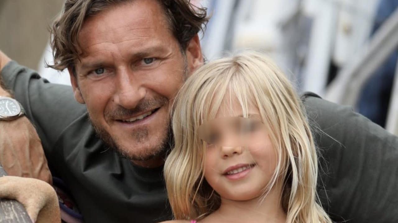 Verissimo: Francesco Totti, la foto con la figlia Isabel | Mediaset ...