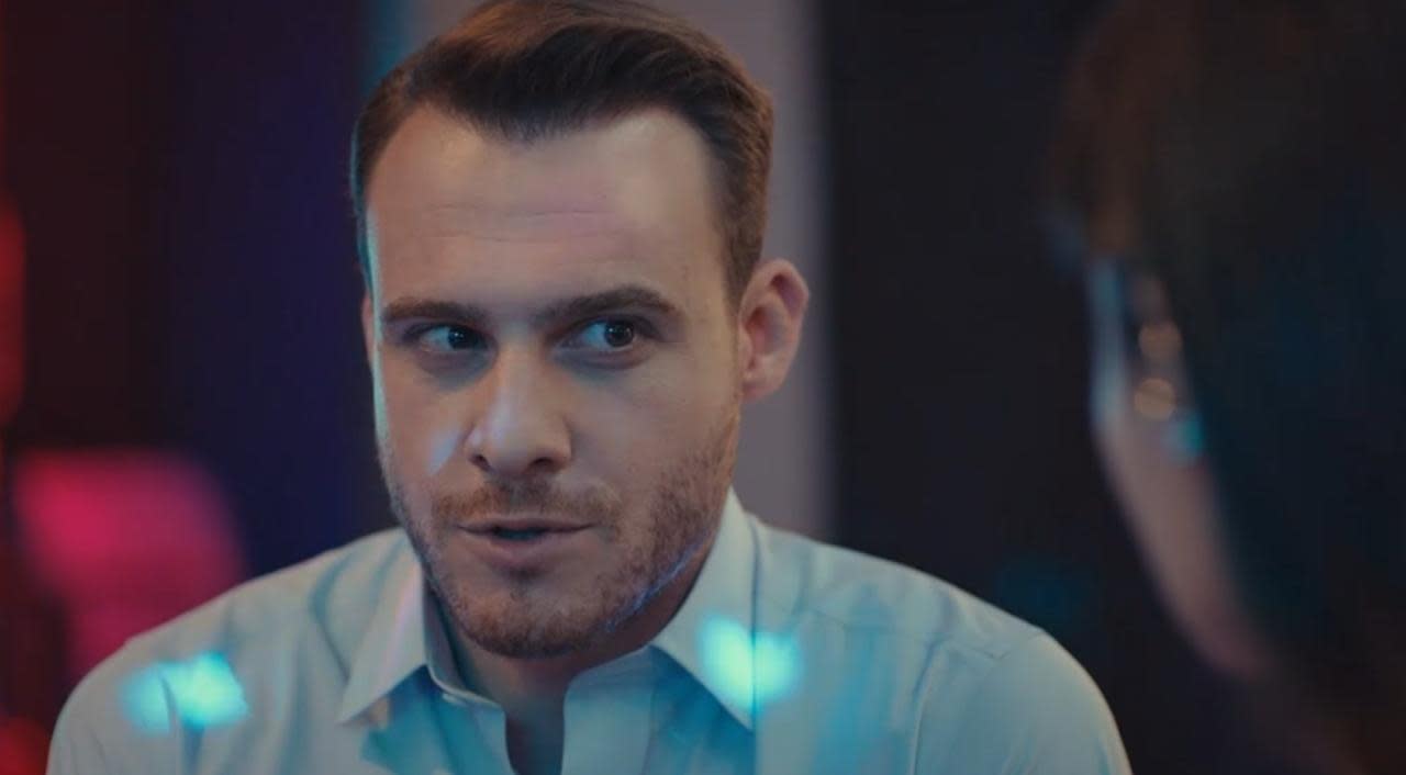 Love Is In The Air, il ballo di Eda a Serkan | Mediaset Infinity