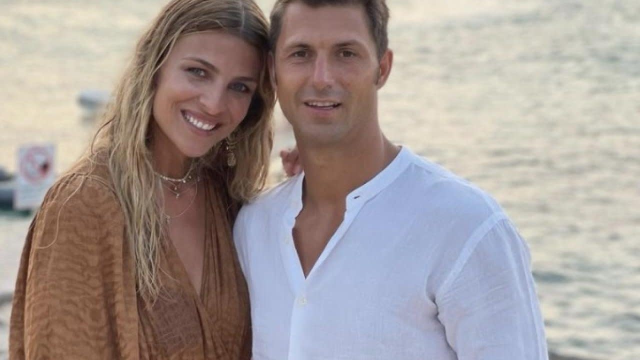 Cristina Chiabotto, la foto con il marito Marco Roscio | Mediaset Infinity