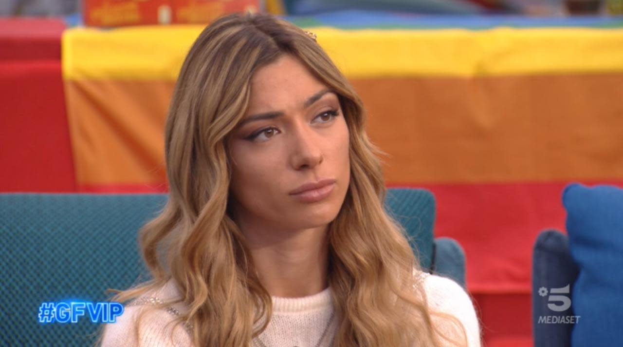 Soleil Sorge, lo scontro con Greta la fidanzata di Gianmaria Antinolfi ...