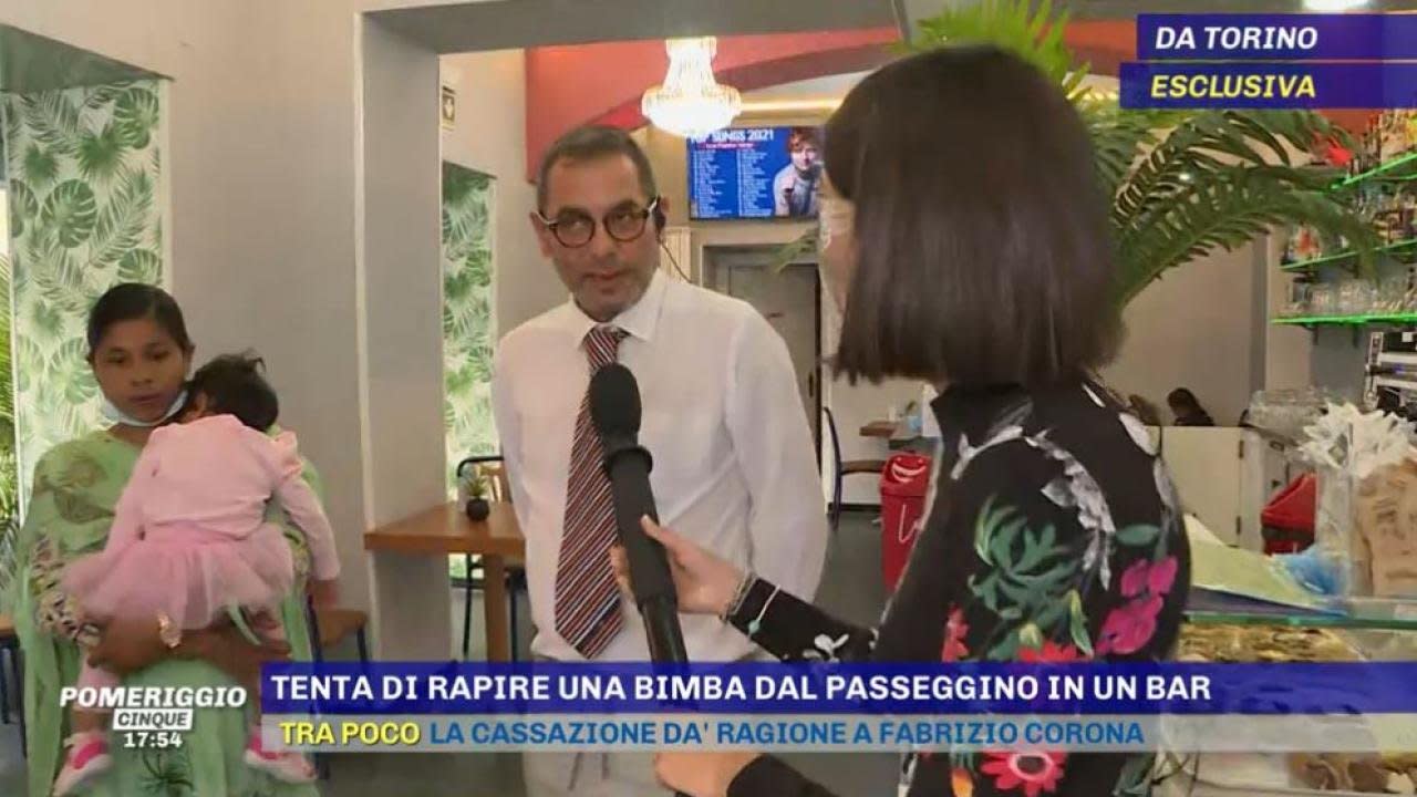 Tenta di rapire una bambina in un bar di Torino, il cameriere: “L’ho ...