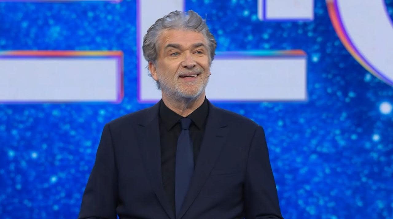 Gioele Dix a Zelig, il monologo sui ristoranti | Mediaset Infinity