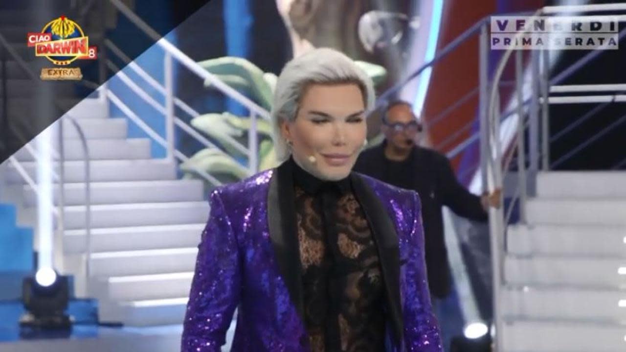 Ciao Darwin: Ciao Darwin, il backstage dell'ultima puntata | Mediaset Infinity