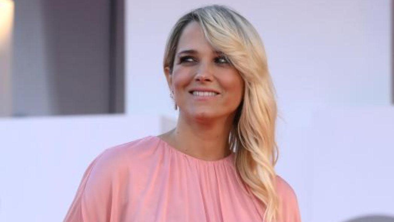Francesca Barra parla del parto: "Ho fatto un cesareo dopo 12 ore di ...