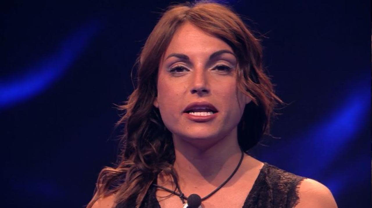 Francesca De André risponde a Dori Ghezzi | Mediaset Infinity