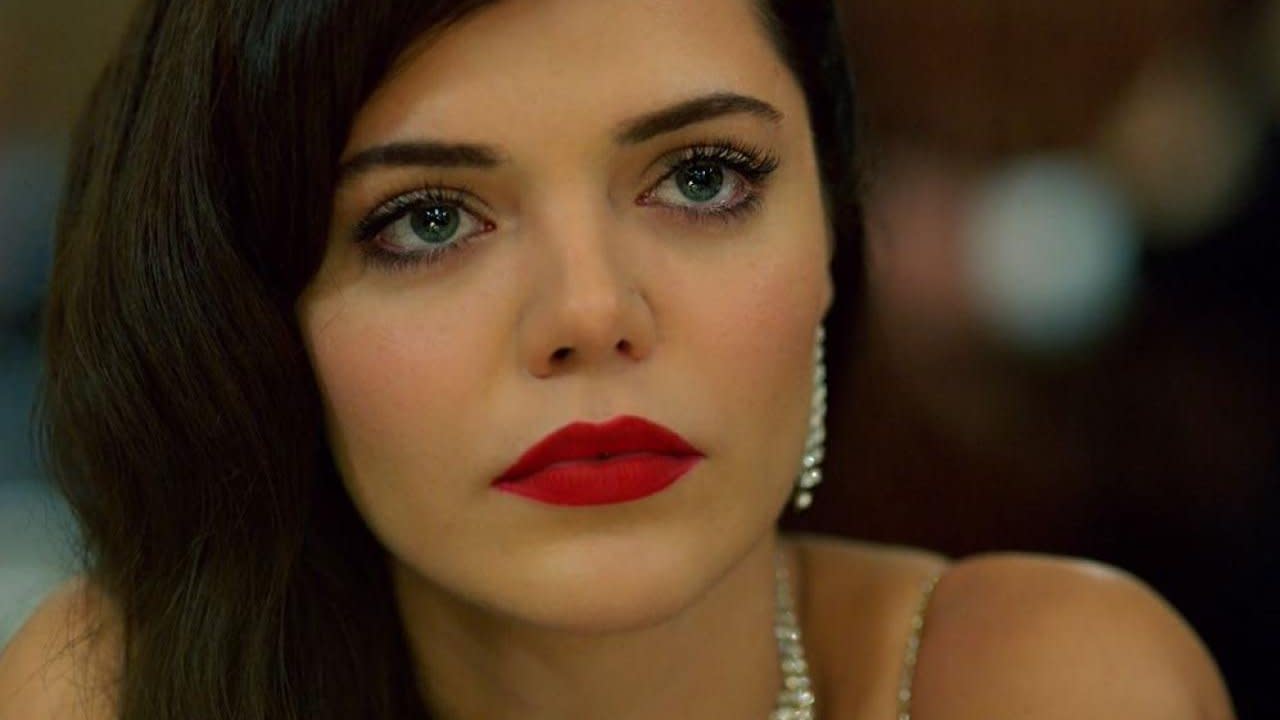 Terra amara, puntata dell'11 agosto in streaming: Zuleyha rivede Yilmaz ...