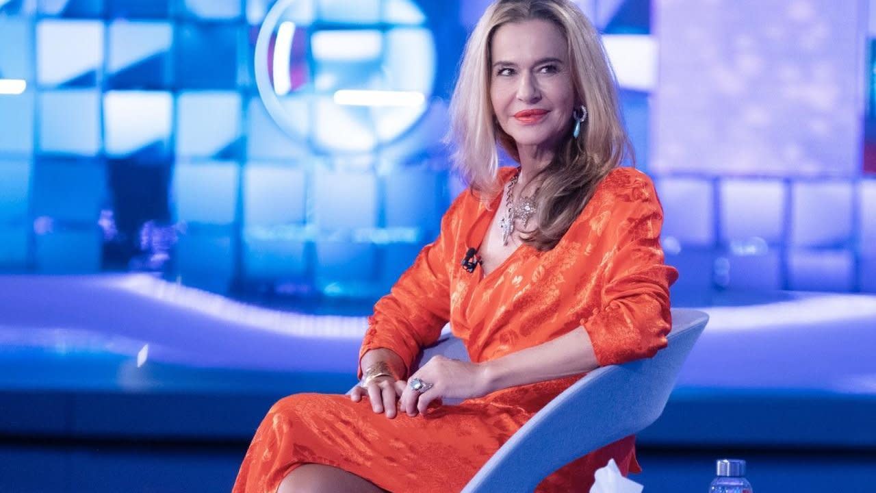 Eva Robin's e il percorso di transizione: l'intervista a Verissimo ...