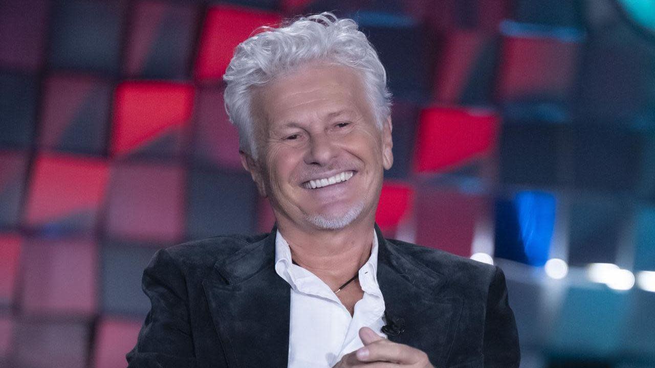 "I gatti": il nuovo brano di Ron | Mediaset Infinity