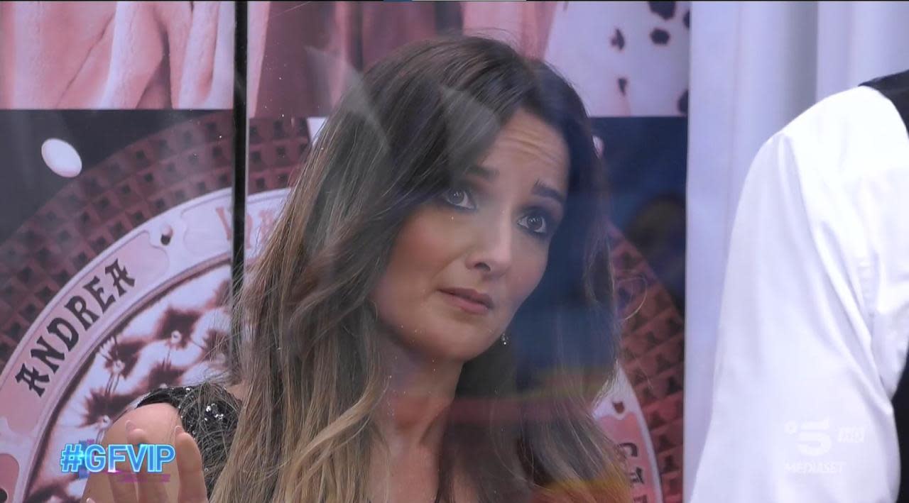 Amaurys Perez, le lacrime per la moglie Angela: "Raccontati" | Mediaset ...