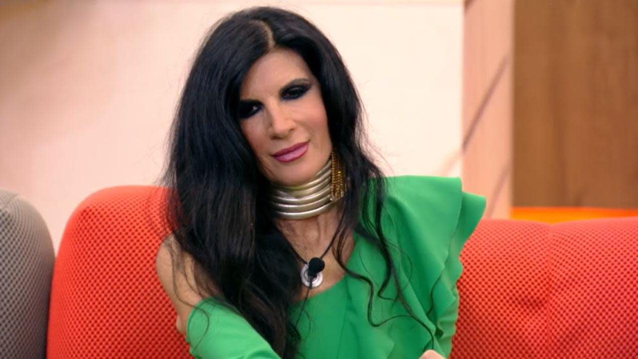 Pamela Prati contro Patrizia Rossetti: "Sei la diva delle pentole ...