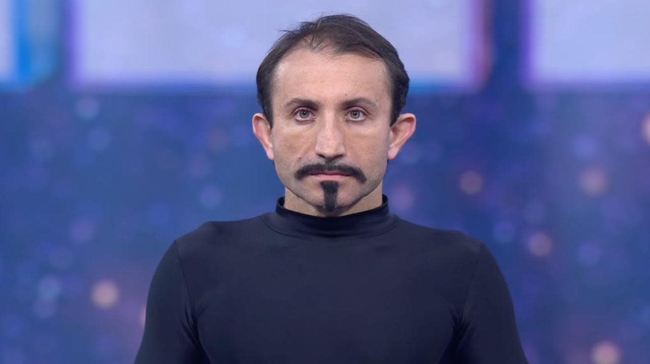 Simone Barbato, standing ovation per la mimica poetica | Mediaset Infinity