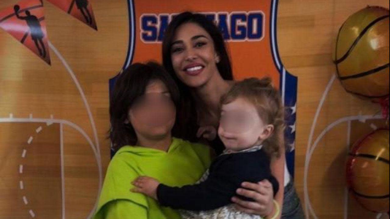 Belen Rodriguez, le foto del compleanno di Santiago | Mediaset Infinity