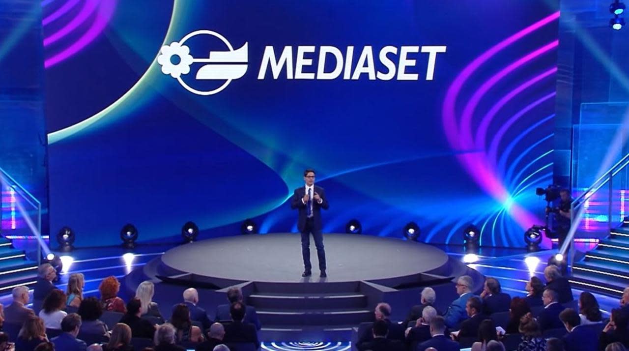 Palinsesti tv Mediaset, il video integrale della presentazione ...