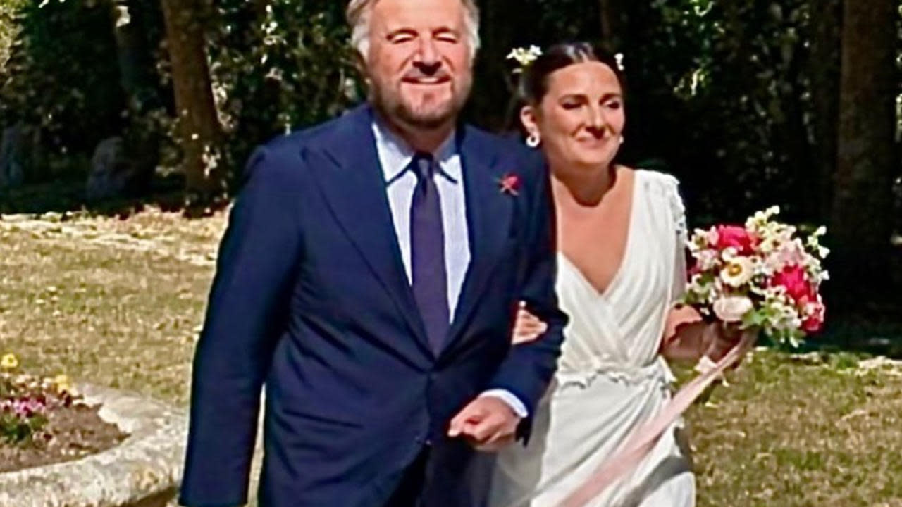 Christian De Sica, la figlia Maria Rosa si è sposata | Mediaset Infinity