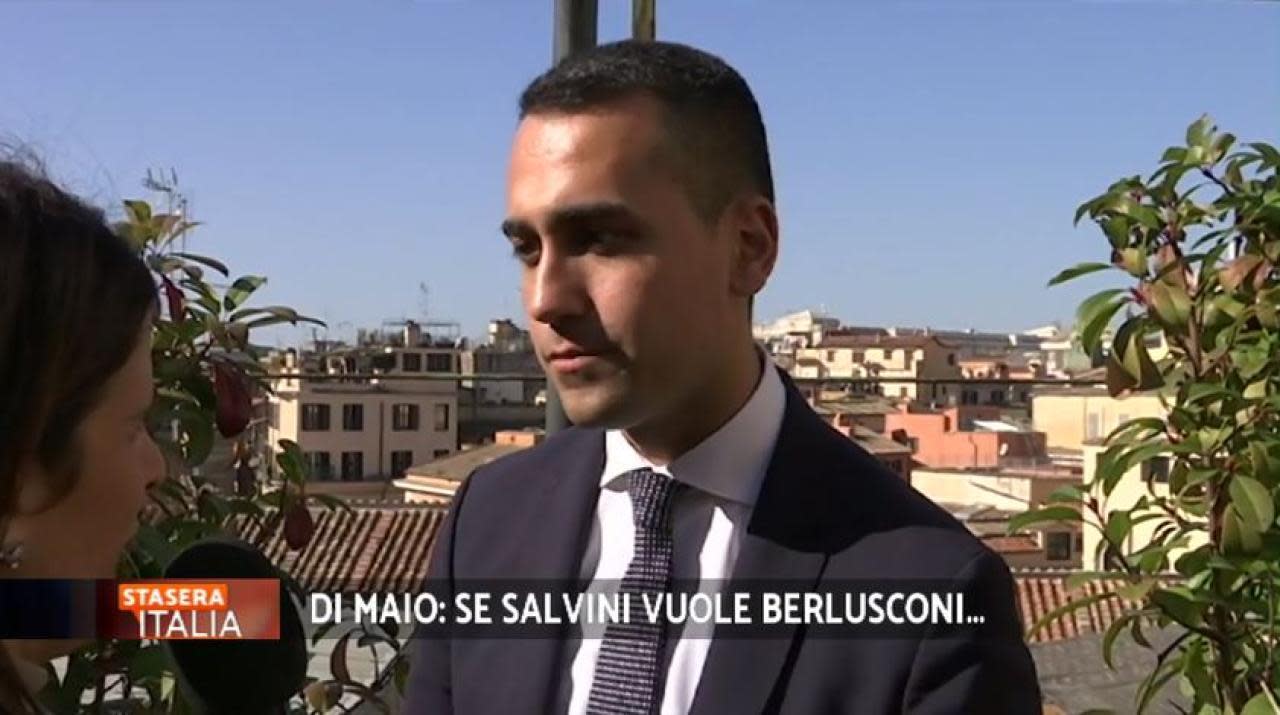 Di Maio: "Se la Lega torna con Berlusconi perderà consensi" | Mediaset ...