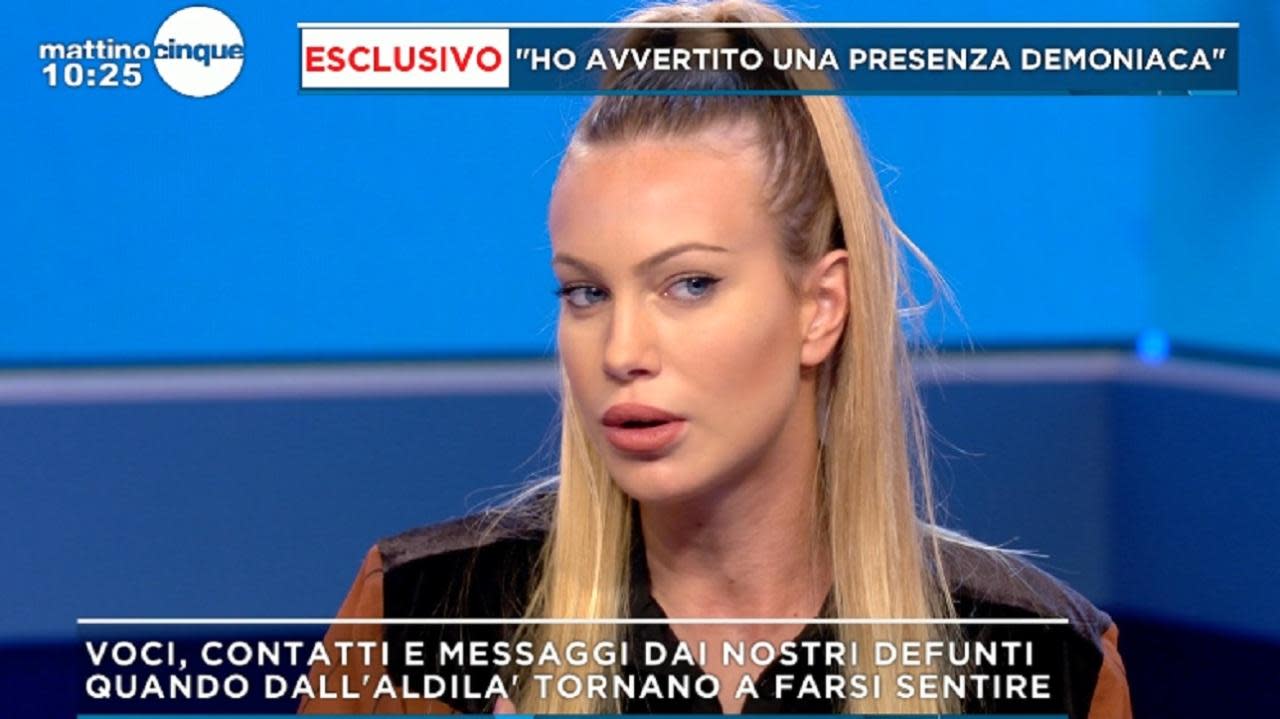 Taylor Mega e l'aldilà: "Sento una presenza demoniaca" | Mediaset Infinity