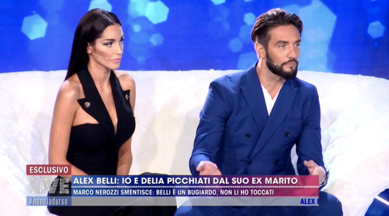 Live - Non è la d'Urso: Alex Belli e Delia Suarez contro le sfere | Mediaset Infinity