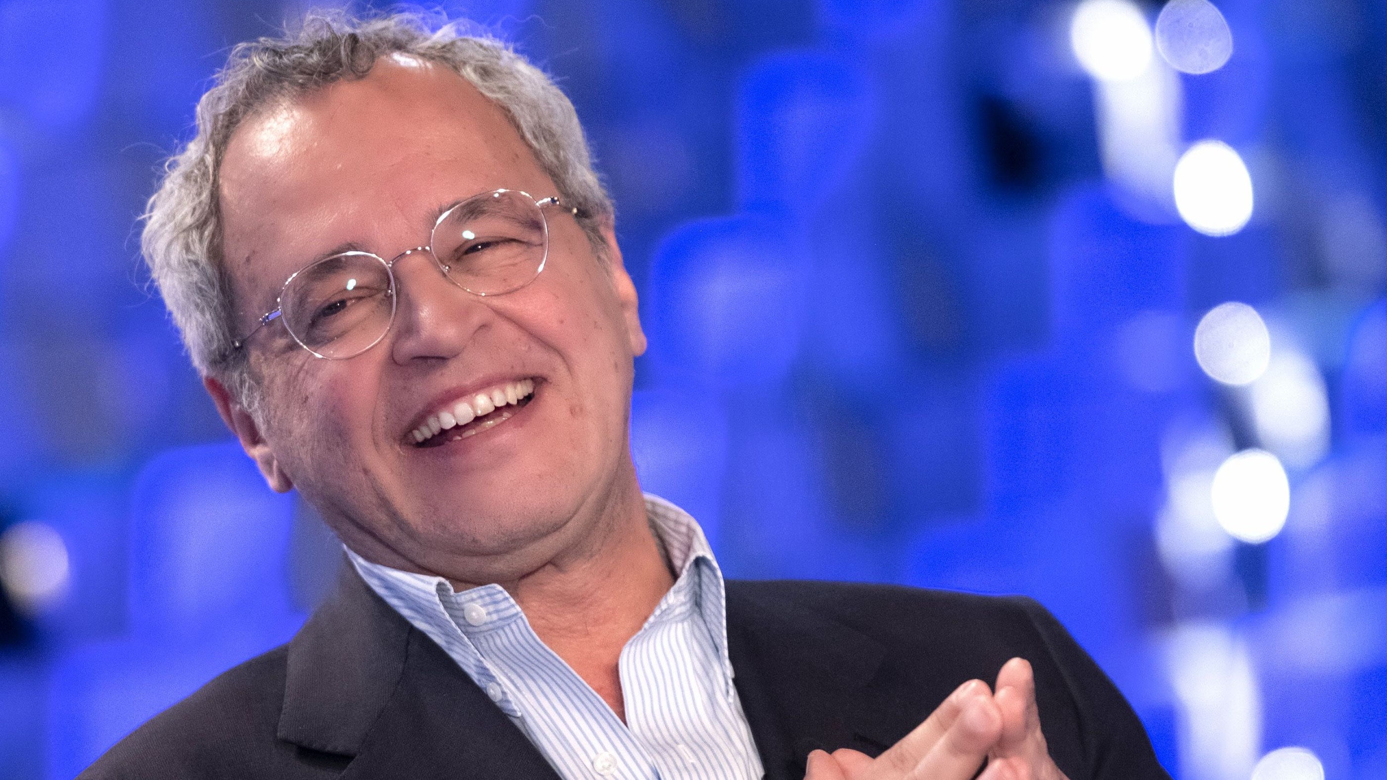 Enrico Mentana è diventato nonno: "Felice e orgoglioso" | Mediaset Infinity